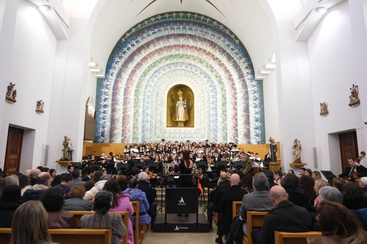 Santuário do Menino Jesus de Praga recebeu Concerto de Ano Novo com ...